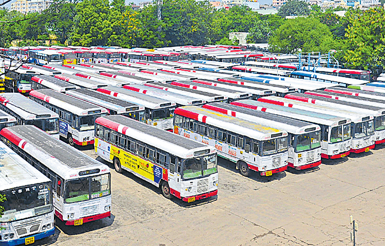 అద్దె బస్సులూ సై అంటేనే సమ్మె సక్సెస్‌ | RTC strike notice says strike ...