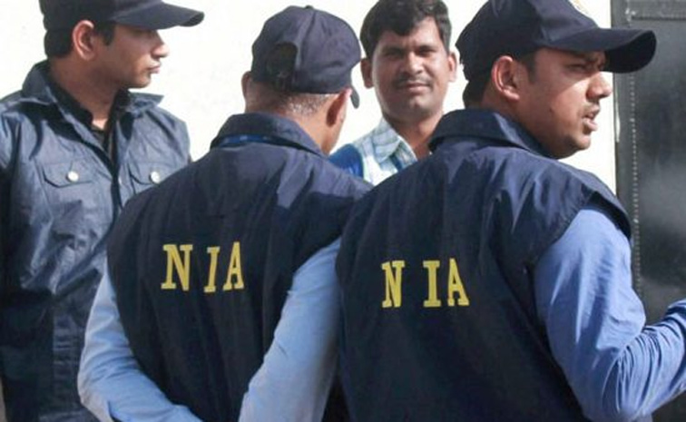 పాక్‌కు గూఢచర్యం.. సీఆర్పీఎఫ్‌ జవాన్‌ అరెస్ట్‌ | CRPF Jawan Arrested By NIA For Allegedly Spying ...