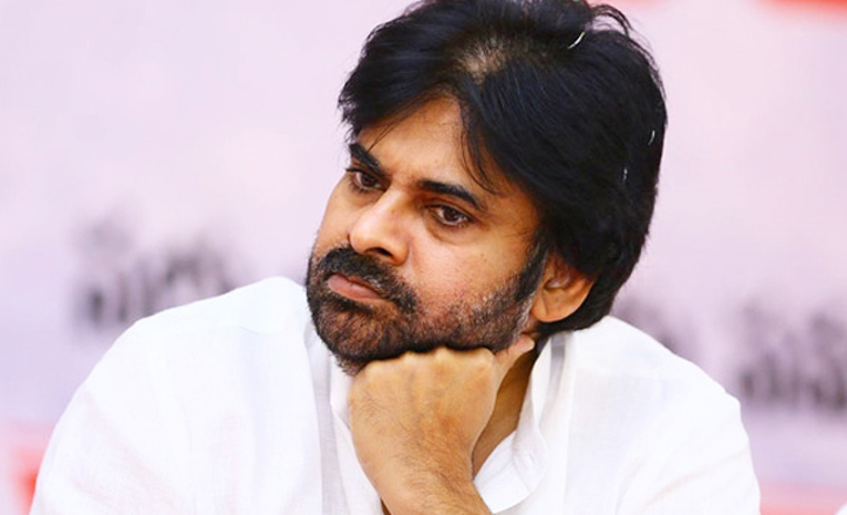 పవన్‌ కల్యాణ్‌పై పోలీసు స్టేషన్‌లో ఫిర్యాదు | Police Case On Pawan At ...