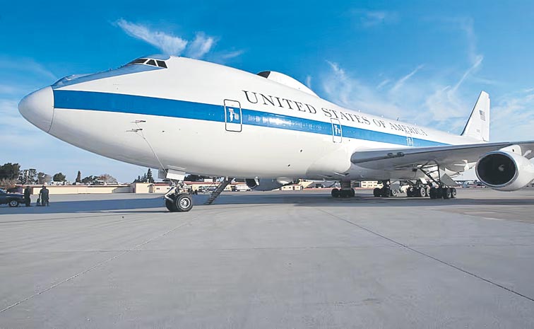 డూమ్స్‌డే ఎయిర్‌క్రాఫ్ట్‌ రెడీ! | Boeing E-4B Nightwatch: US Doomsday ...
