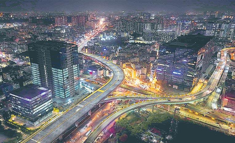 పీజేఆర్‌ ఫ్లైఓవర్‌పై.. రయ్‌ రయ్‌ | PJR Flyover Ready, Good News For ...