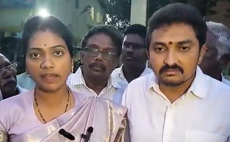 టీడీపీ కార్యకర్త డ్రామా.. ఉప్పాల హారిక భర్తపై కేసు నమోదు | Police Case ...