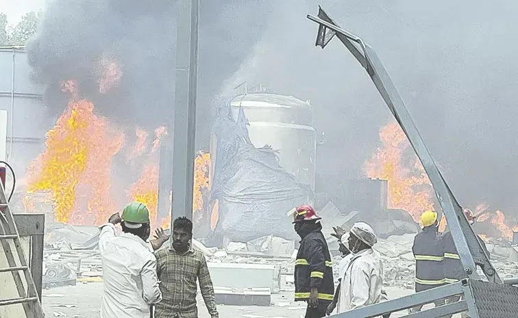 ఘోర విషాదం | Sakshi Editorial On Sigachi Pharmaceutical Industry ...