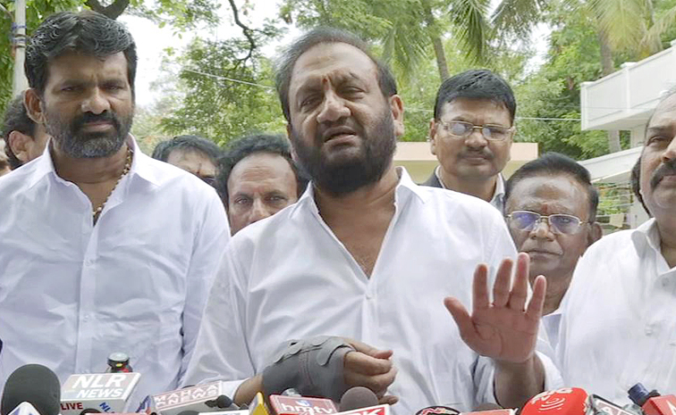 నవ్వినా.. చప్పట్లు కొట్టినా కేసులు పెట్టడం హాస్యాస్పదం | Nallapareddy ...