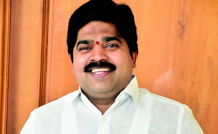సినీ నిర్మాత దాసరి కిరణ్ అరెస్ట్ | Film Producer Dasari Kiran Arrested ...