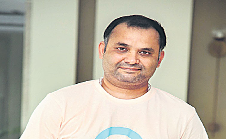 ప్రతి పాట ఓ సవాల్‌ | Lyricist Srimani Career Journey in the tollywood ...
