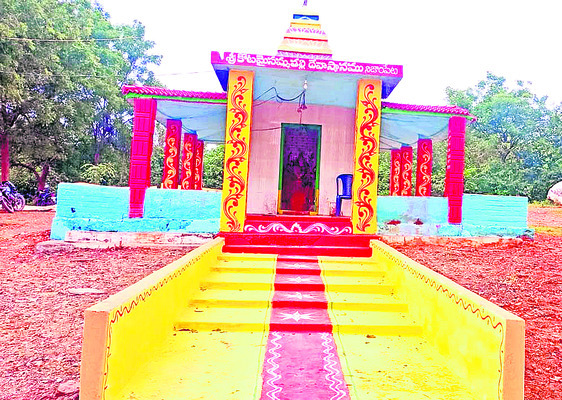 భక్తుల కొంగు బంగారం కోటమైసమ్మ తల్లి.. | - | Sakshi