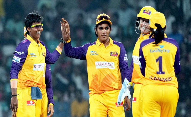 వరల్డ్‌కప్ విన్నర్ దీప్తి శర్మకు భారీ షాక్‌.. | UP Warriorz retention ...
