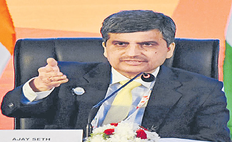 రిస్క్‌ నియంత్రణకు కలసి పనిచేయాలి | IRDAI Chairman Ajay Seth has called ...