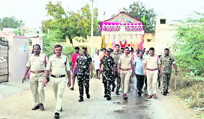 వసంతపురానికి తరలివెళ్లిన సంగాలప్పస్వామి | - | Sakshi