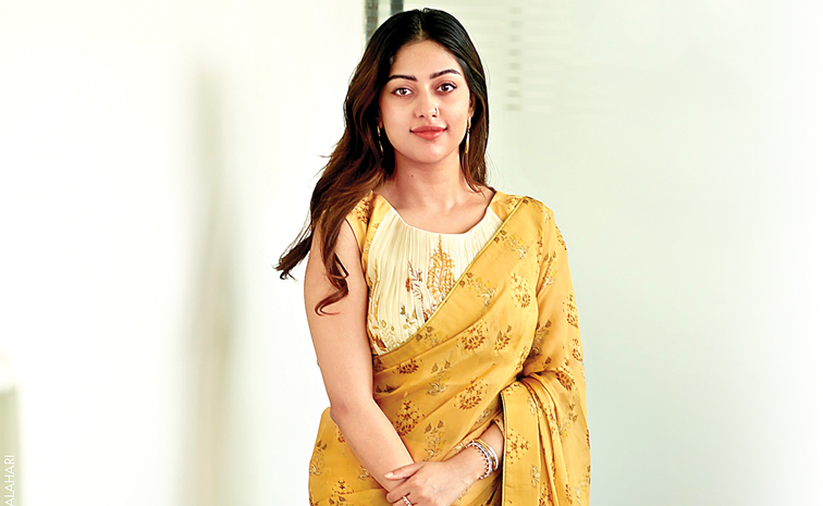 భయపెట్టే పాత్రలు కావాలి.. | I want scary roles says Anu Emmanuel | Sakshi