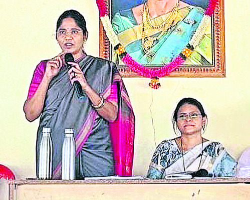 వంద శాతం ఉత్తీర్ణతే లక్ష్యం కావాలి | - | Sakshi