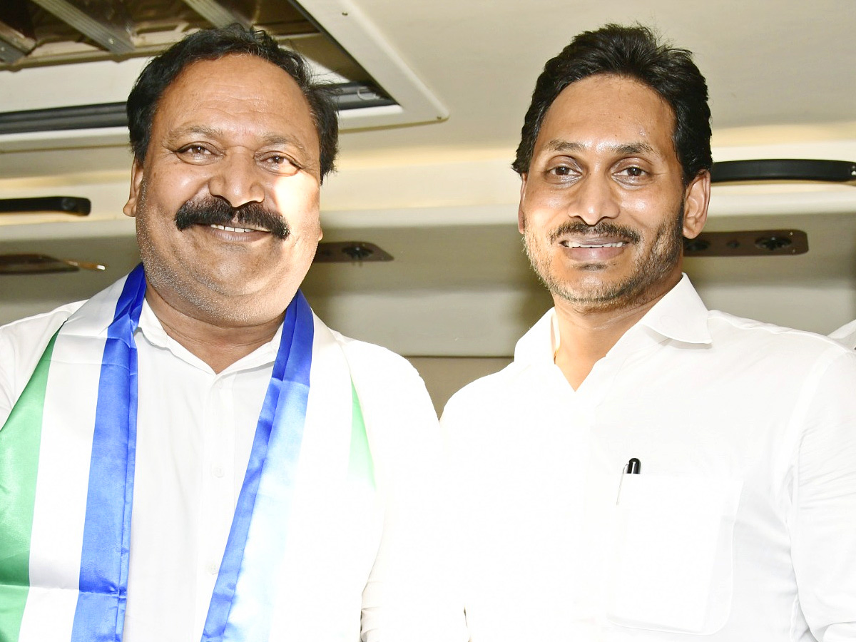 Huge Crowd At AP CM YS Jagan Public Meeting At Kalikiri Photos Gallery ...