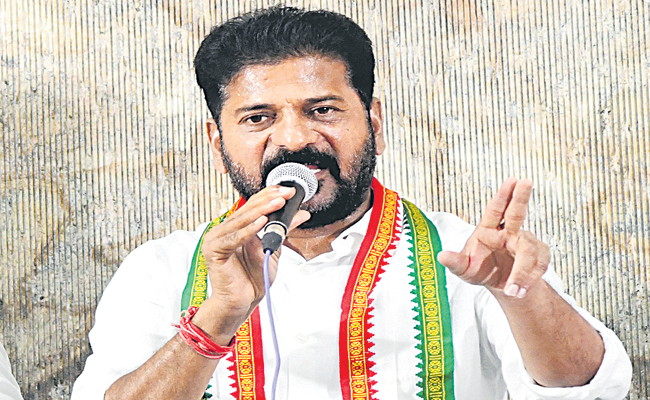 రాజ్యాంగాన్ని మార్చే కుట్ర | CM Revanth Reddy Fires On BJP | Sakshi