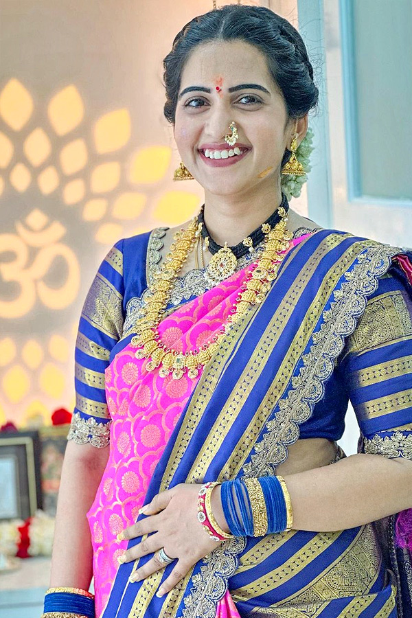 వరలక్ష‍్మీ వ్రతపూజలో బుల్లితెర నటి స్రవంతి (ఫొటోలు) | TV Actress ...