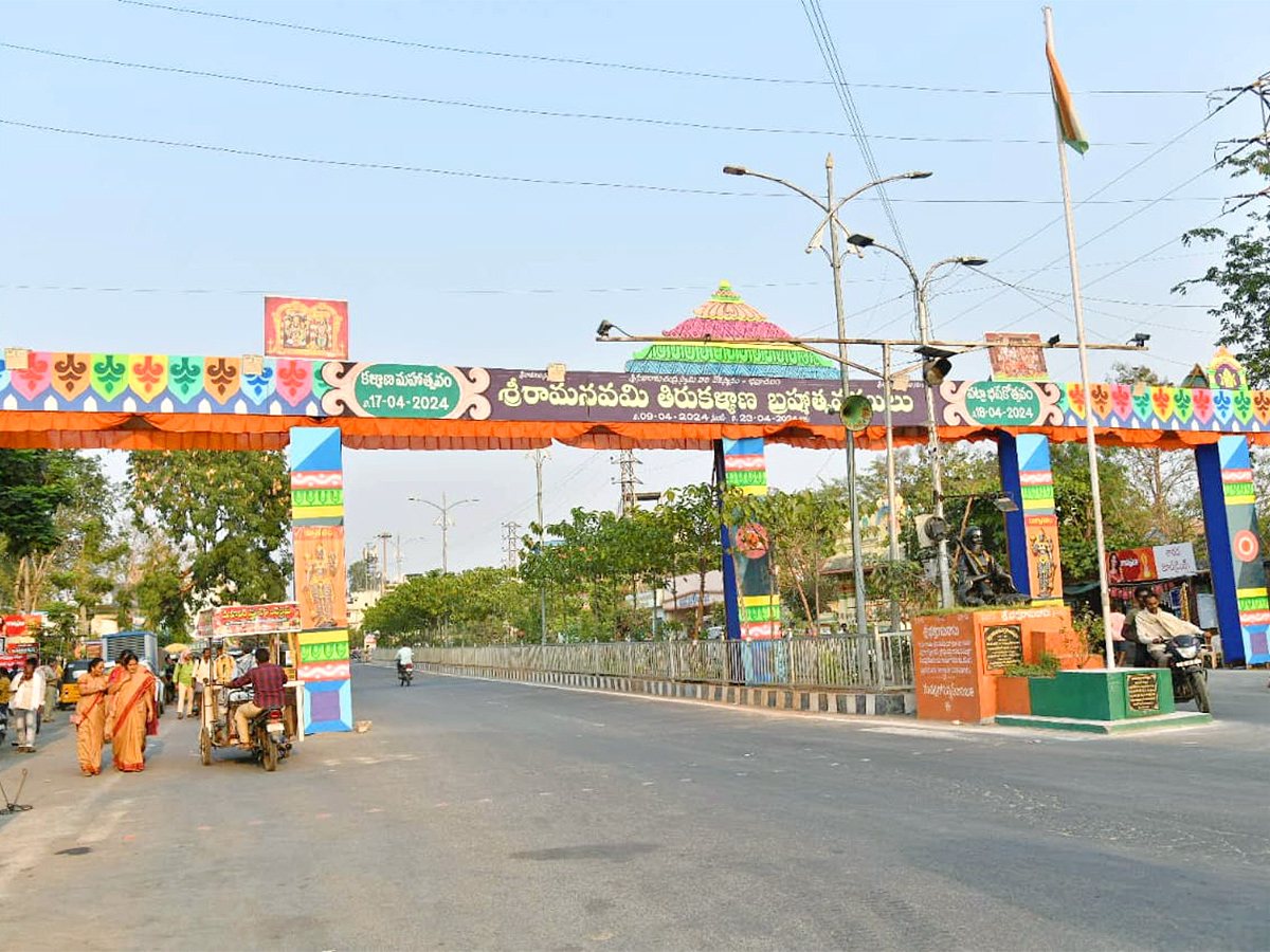 భద్రగిరికి కళ్యాణ శోభ.. ఎదుర్కోలు వేడుకలో సీతా, రాముడు (ఫొటోలు) | Sri ...