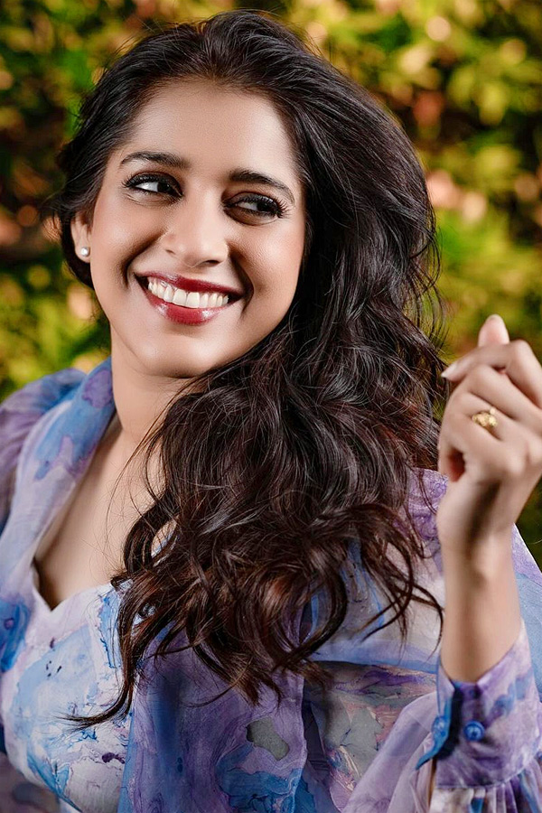 Rashmi Gautam HD Photos: అలాంటి వ్యక్తితోనే నా పెళ్లి.. యాంకర్‌ రష్మి ...