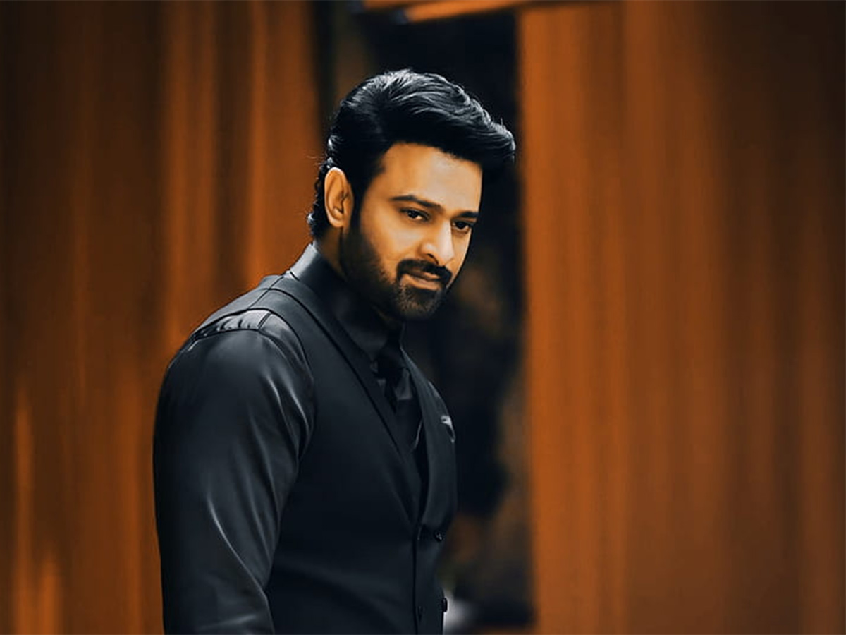 డార్లింగ్‌ లైఫ్‌లోకి స్పెషల్‌ పర్సన్‌?.. ఆసక్తికర పోస్ట్‌ (ఫొటోలు ...