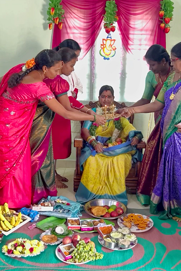 Swapna Kondamma: బుల్లితెర న‌టి సీమంతం.. ఎంతో సింపుల్‌గా ఇంట్లోనే ...