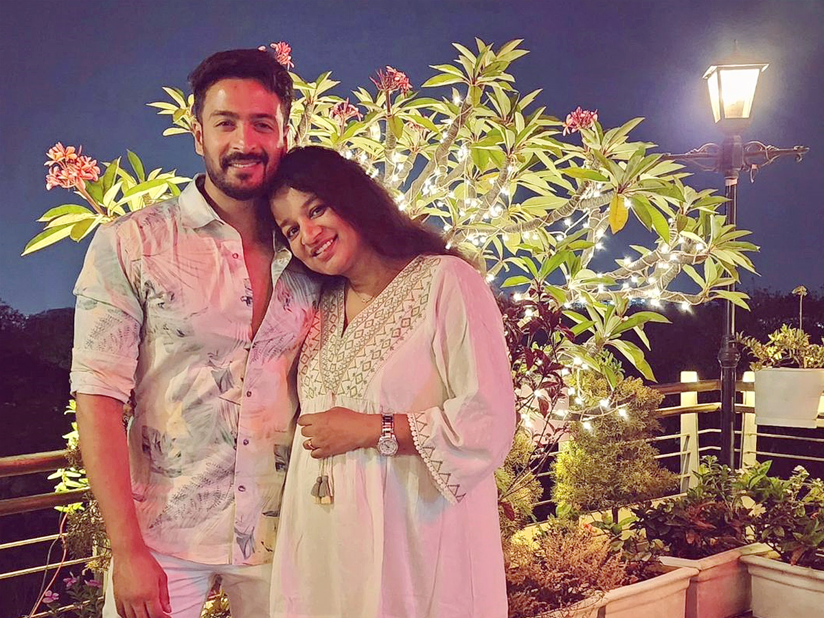 పండంటి బాబుకు జన్మనిచ్చిన బుల్లితెర జంట (ఫోటోలు) | Kannada actors ...