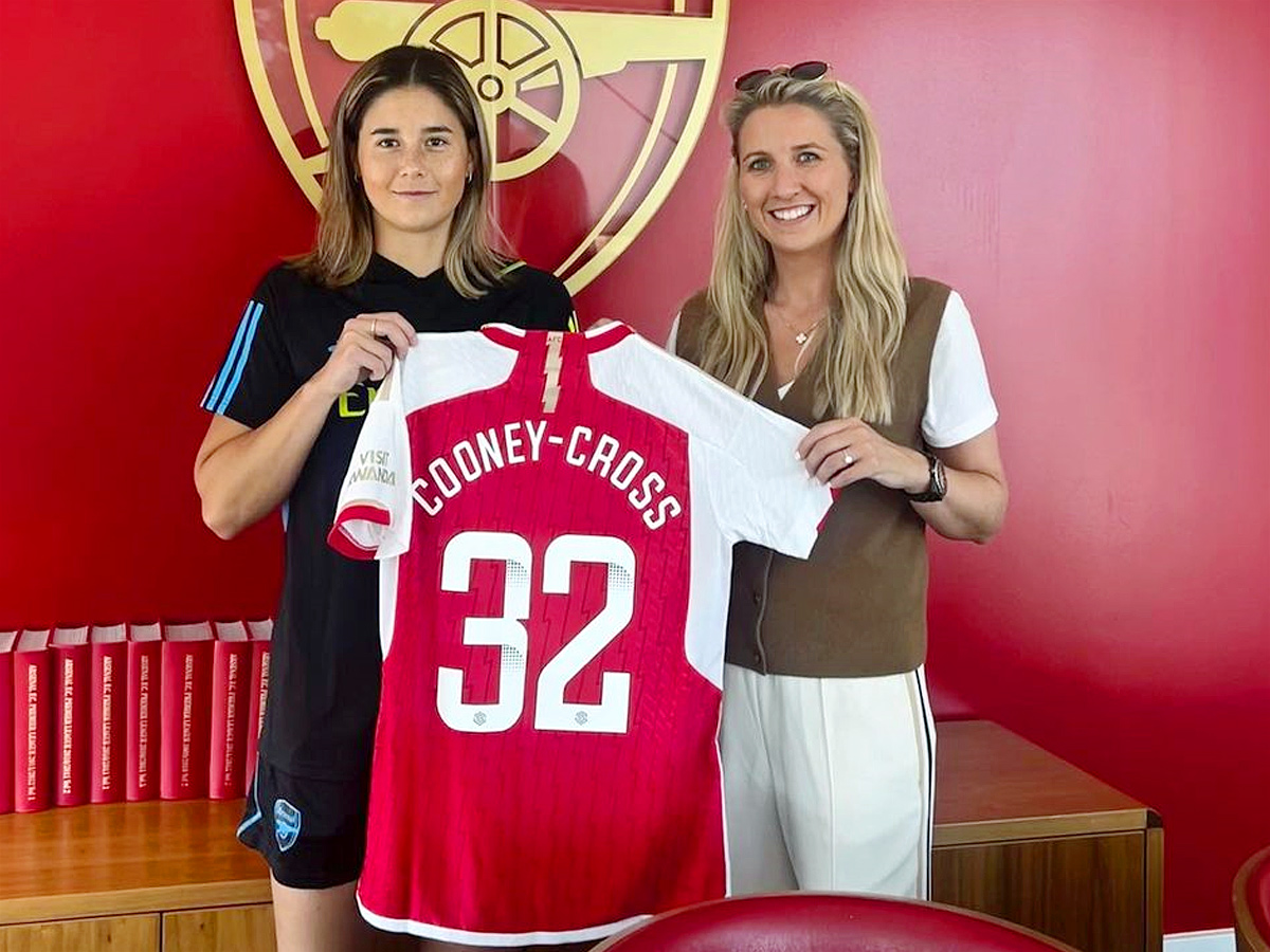 కోహ్లికి ప్రపోజ్‌ చేసిన క్రికెటర్‌.. ప్రేయసితో ఘనంగా పెళ్లి (ఫొటోలు ...