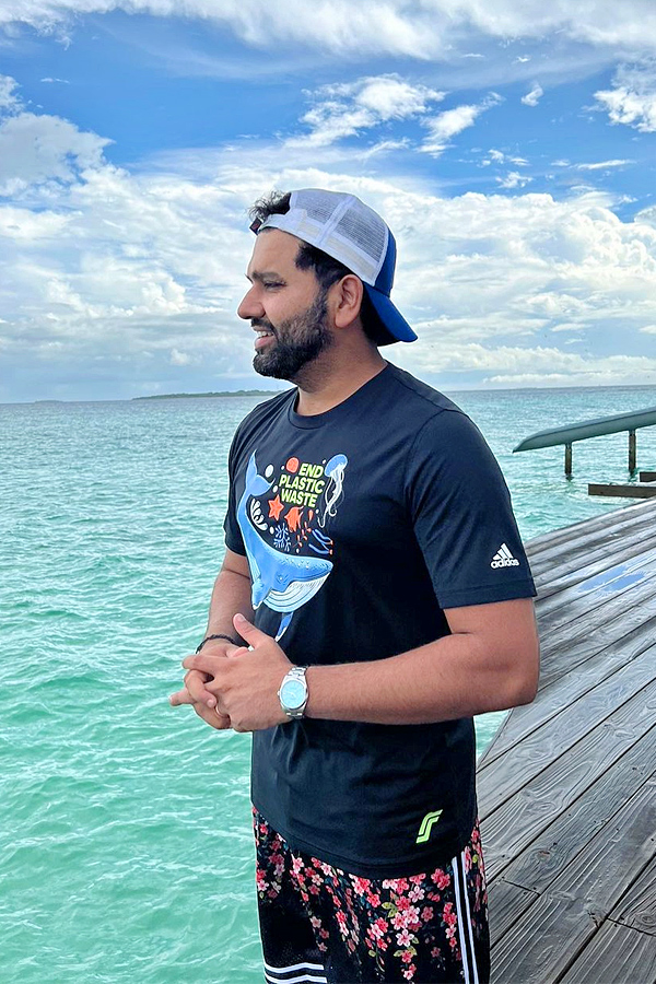 USA: కూతురితో కలిసి ఇసుక గూళ్లు కట్టిన రోహిత్‌ శర్మ (ఫొటోలు) | Rohit ...
