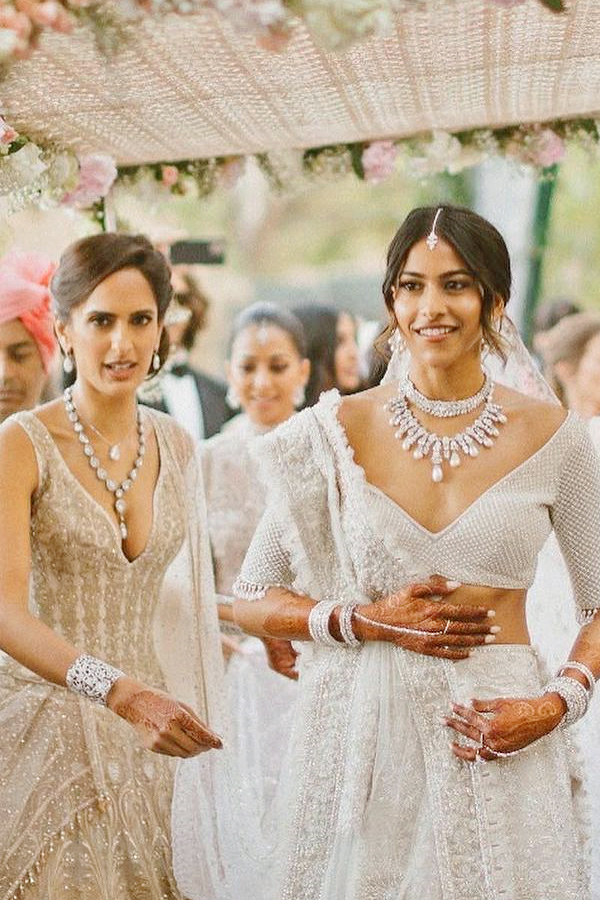 IPL: వేల కోట్లకు వారసురాలు.. ఇంతకీ ఎవరీ బ్యూటీ? (ఫొటోలు) | Aliya Modi ...