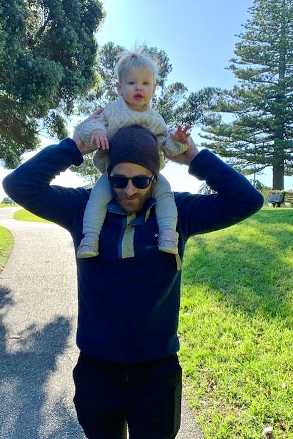 లివ్‌ ఇన్‌ రిలేషన్‌.. ముగ్గురు పిల్లల తల్లి.. ప్రముఖ క్రికెటర్‌ సహచరి ...