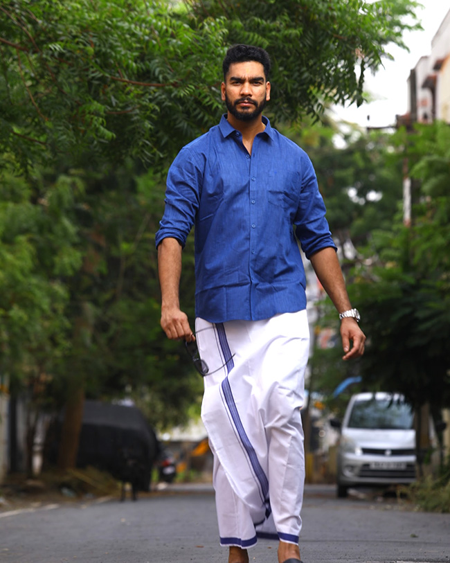 పెళ్లి పీటలెక్కిన టీమిండియా క్రికెటర్‌.. (ఫొటోలు) Venkatesh Iyer gets ...