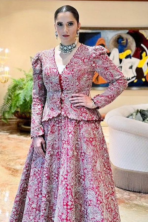 అనంత్‌- రాధిక వెడ్డింగ్‌: అందానికే అర్థంలా సానియా మీర్జా (ఫొటోలు ...