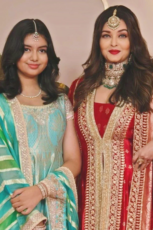 ఐశ్వర్యరాయ్‌ కూతురు ఆరాధ్య ఎంత ఎదిగిపోయిందో! (ఫోటోలు) | Aishwarya Rai ...