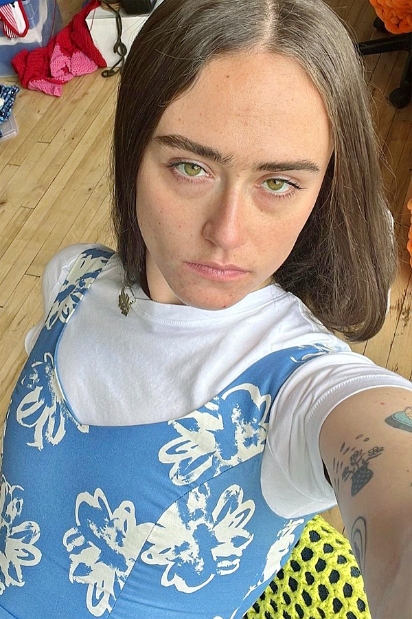 కమలా హారిస్‌, ‘లవ్లీ స్టెప్‌ డాటర్‌’ ఎల్లా ఎమ్‌హాఫ్ గురించి తెలుసా ...