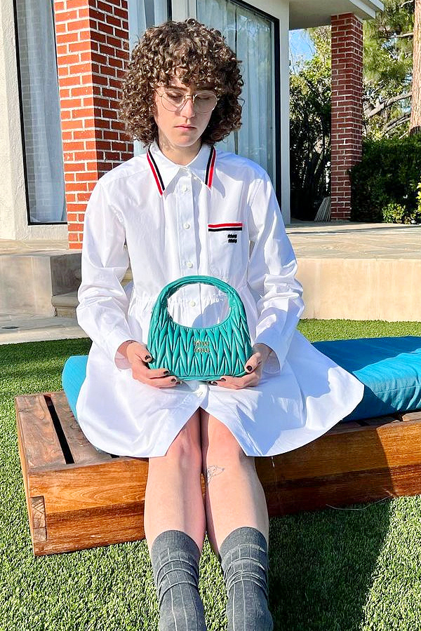 కమలా హారిస్‌, ‘లవ్లీ స్టెప్‌ డాటర్‌’ ఎల్లా ఎమ్‌హాఫ్ గురించి తెలుసా ...