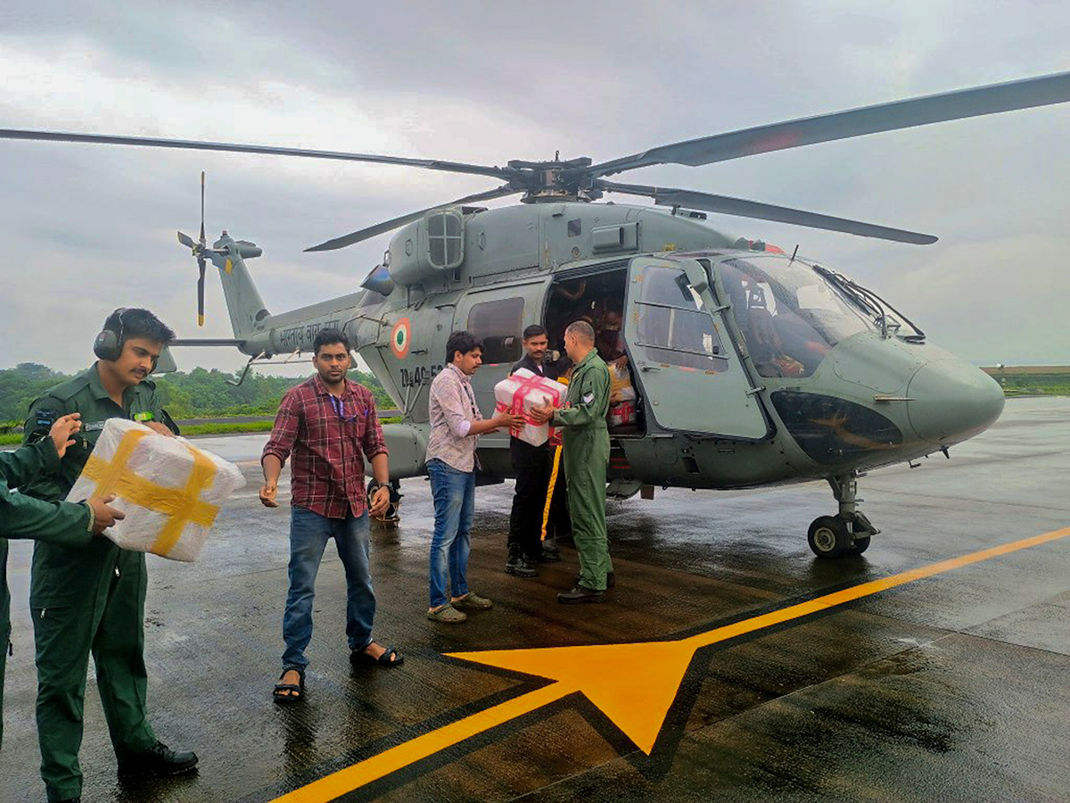 వయనాడ్‌లో వరద బీభత్సం.. కొనసాగుతున్న సహాయక చర్యలు (ఫొటోలు) | wayanad ...