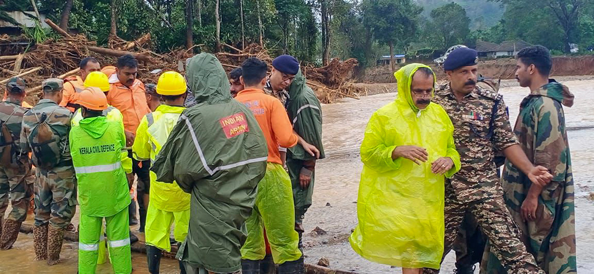 వయనాడ్‌లో వరద బీభత్సం.. కొనసాగుతున్న సహాయక చర్యలు (ఫొటోలు) | wayanad ...