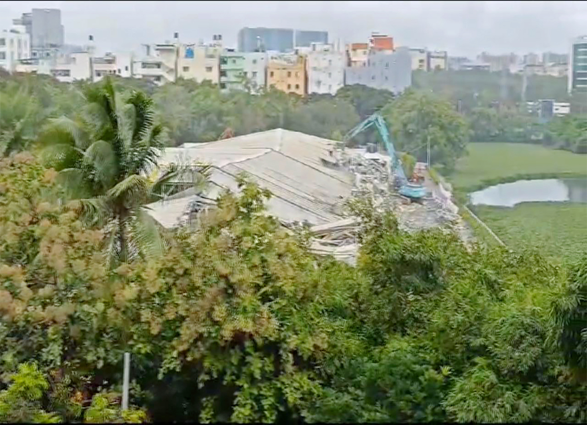 ‘హైడ్రా’ ఉక్కుపాదం.. నాగార్జున ఎన్‌ కన్వెన్షన్‌ కూల్చివేత (ఫొటోలు) | N ...