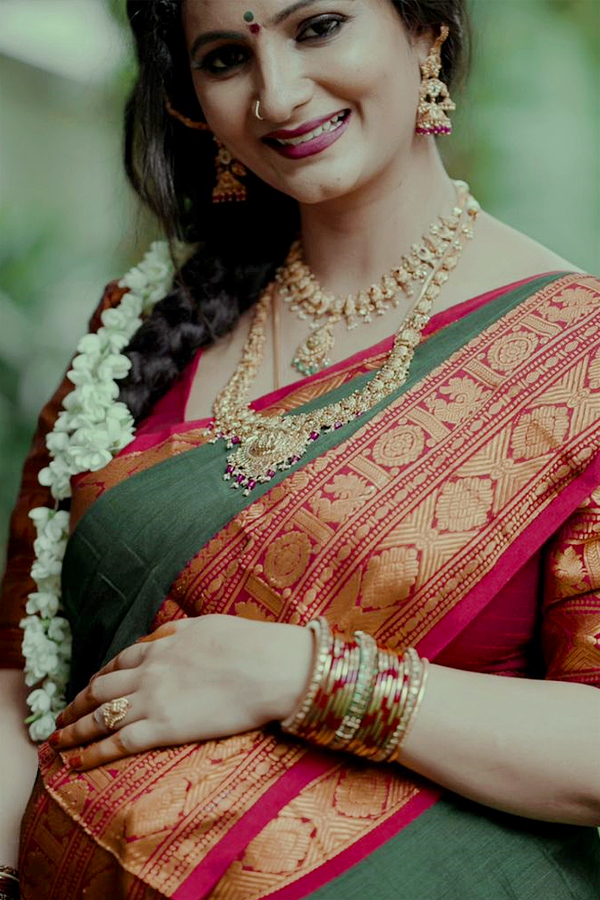 పెళ్లే వద్దన్నాడు.. భార్యతో కలిసి గుడ్‌న్యూస్‌ చెప్పిన రాకింగ్‌ రాకేశ్ ...