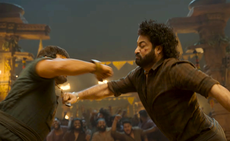 ఎన్టీఆర్‌ 'దేవర' HD మూవీ స్టిల్స్ (ఫోటోలు) | Jr NTR Devara Movie HD ...