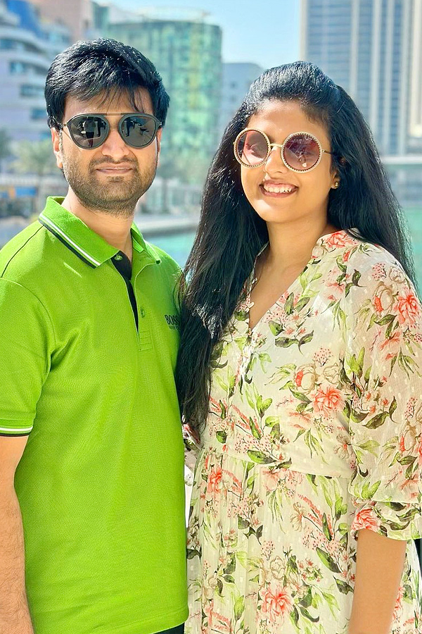 ‘బంగారు తల్లి’ హారిక ద్రోణవల్లి.. అందమైన కుటుంబం (ఫొటోలు) | Indian ...