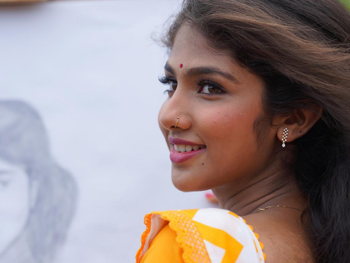 ‘శారీ’ హీరోయిన్‌ బర్త్‌డే సెలెబ్రేషన్స్‌లో ఆర్జీవీ సందడి (ఫోటోలు) | Ram ...