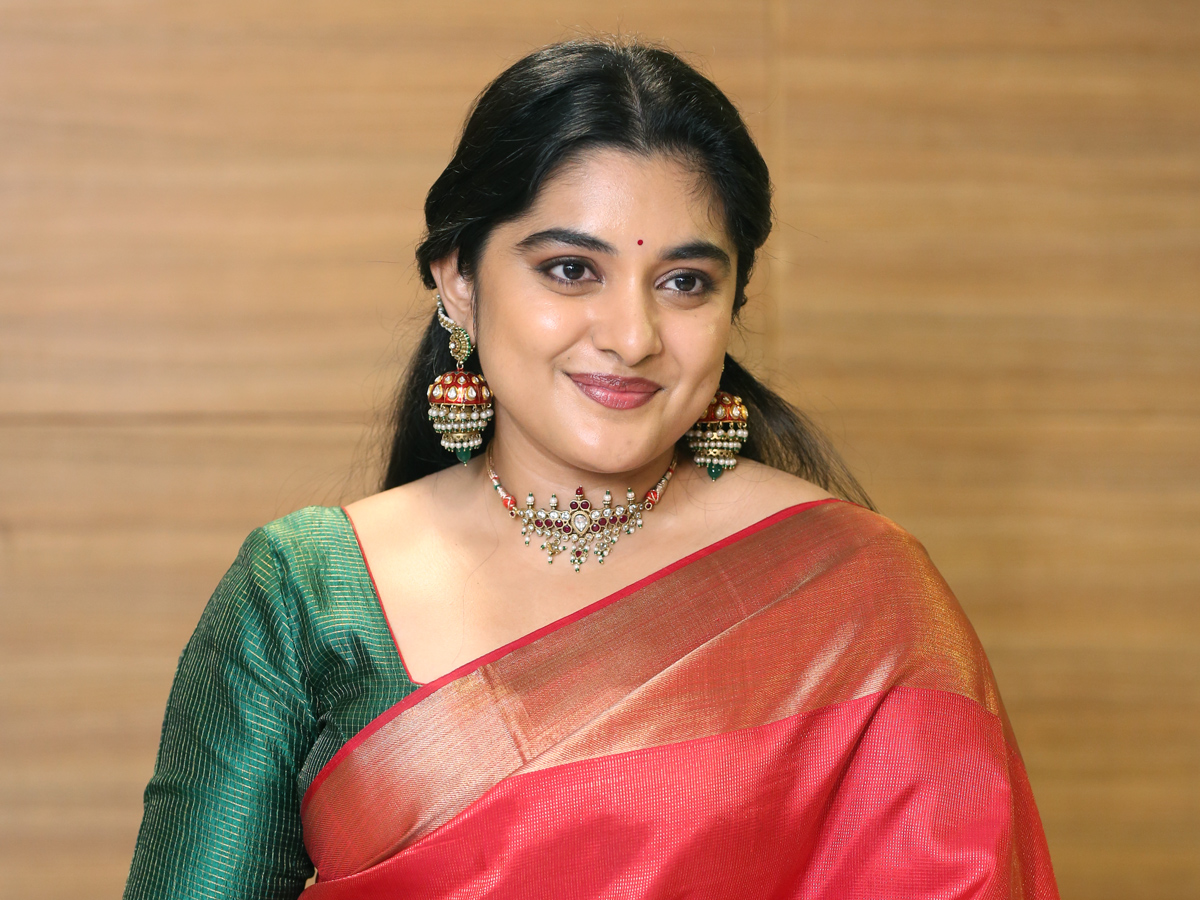 #NivethaThomas : నిండైన చందమామలా నివేదా థామస్ (ఫొటోలు) | Beautiful And ...