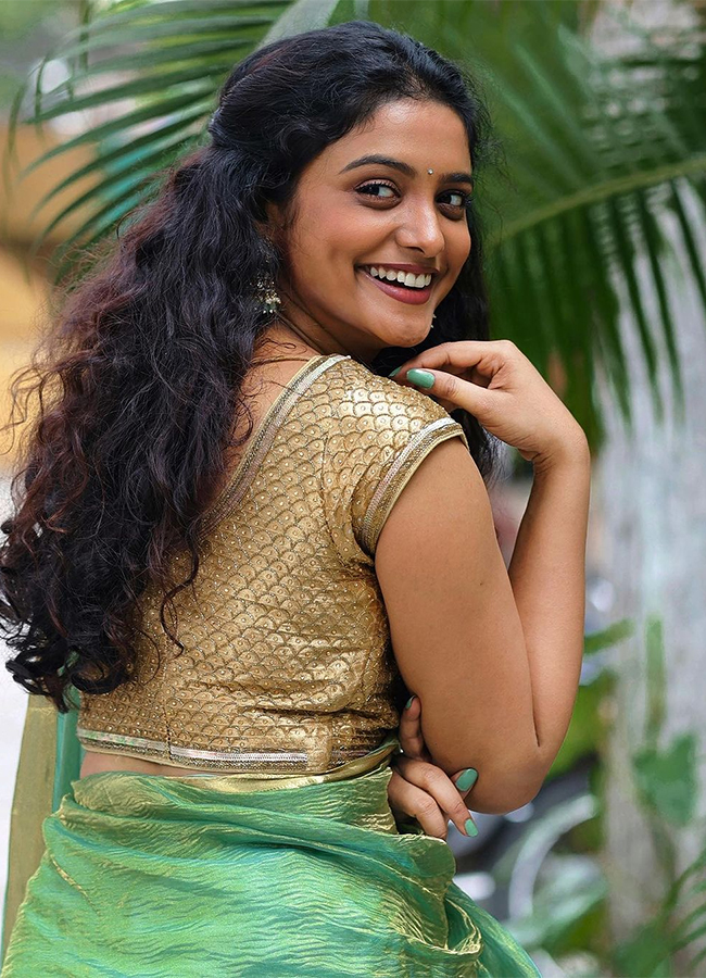 దసరా స్పెషల్.. చీరకట్టులో రూప ఎంత ముద్దుగా ఉందో..(ఫొటోలు) | Actress ...