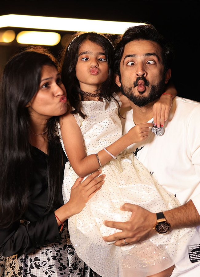 పెళ్లయి తొమ్మిదేళ్లు.. యాంకర్ రవి క్యూట్ పోస్ట్ (ఫొటోలు) | Anchor Ravi ...