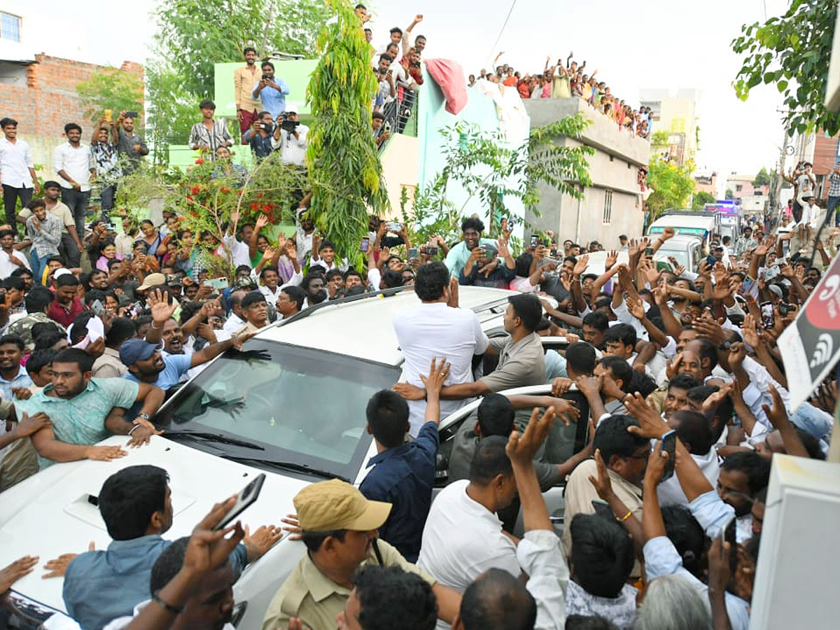 బద్వేల్‌: బాలిక కుటుంబానికి వైఎస్‌ జగన్‌ ఓదార్పు (ఫొటోలు) | YS Jagan ...