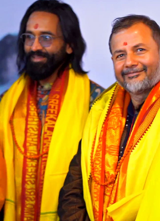 కేదార్‌నాథ్‌ను సందర్శించిన మంచు విష్ణు,మోహన్‌బాబు (ఫొటోలు) | Manchu ...