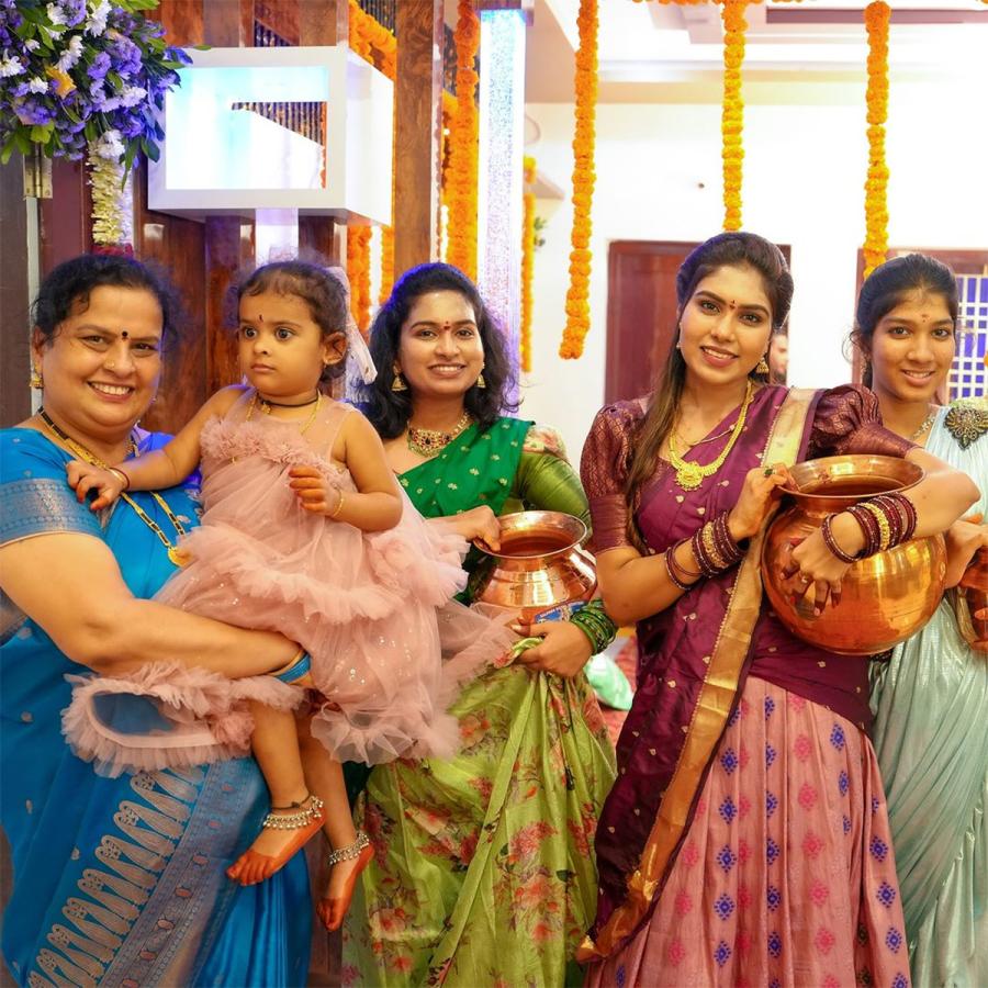 పశ్చిమగోదావరి జిల్లా : తణుకు లో గృహప్రవేశం చేసిన జబర్ధస్త్ నటి సత్య ...