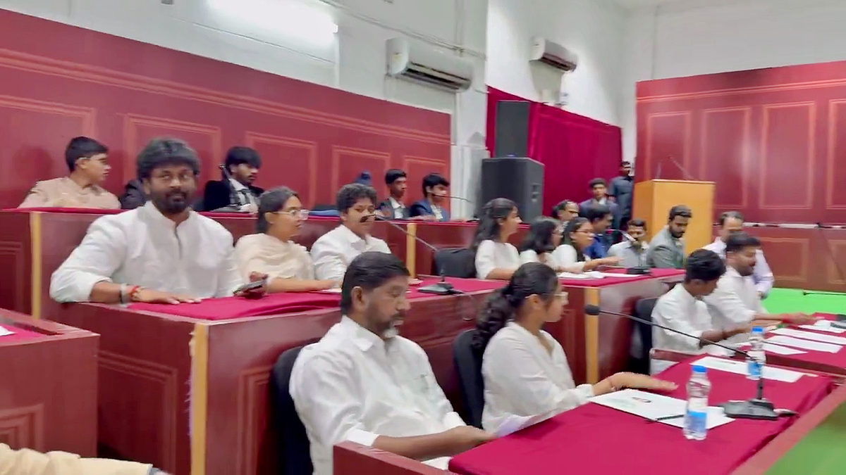 స్టూడెంట్ల మాక్‌ అసెంబ్లీలో సీఎం రేవంత్‌ (ఫొటోలు) | CM Revanth Reddy ...