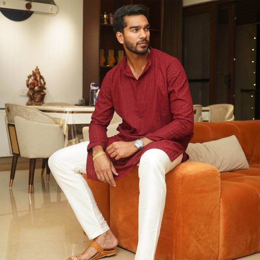 కేకేఆర్‌ ఖరీదైన ఆటగాడు వెంకటేశ్‌ అ‍య్యర్‌ అందమైన భార్య (ఫోటోలు) | IPL ...