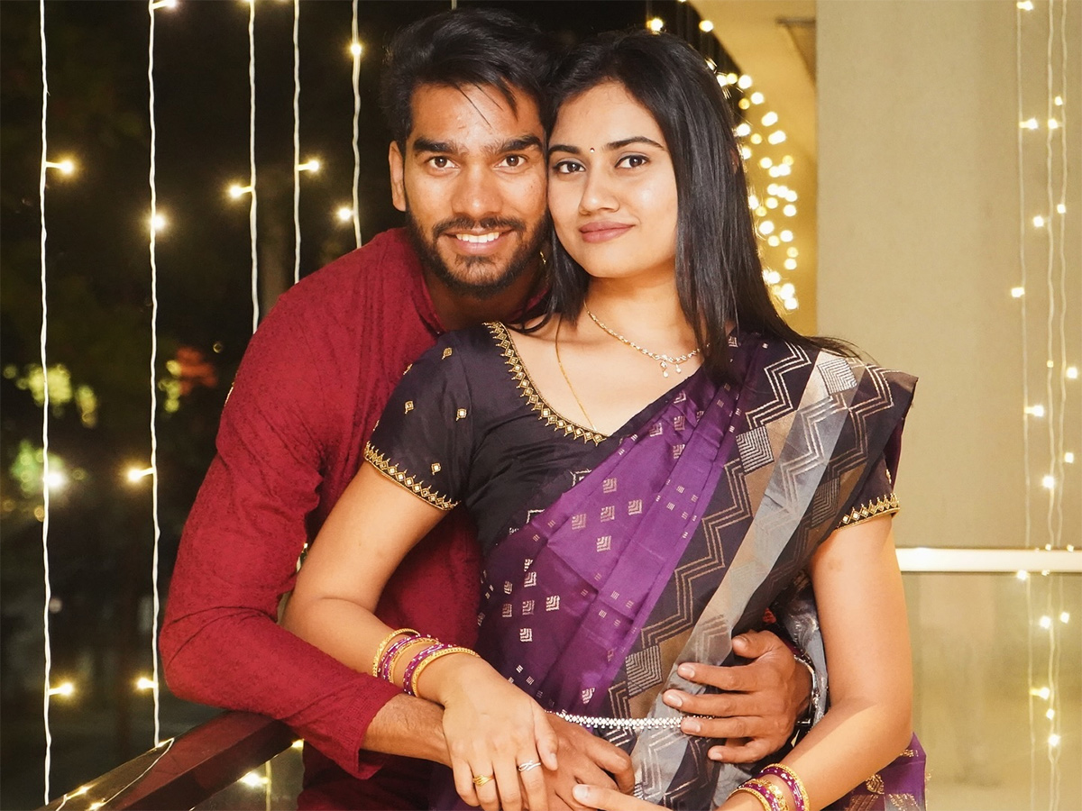 కేకేఆర్‌ ఖరీదైన ఆటగాడు వెంకటేశ్‌ అ‍య్యర్‌ అందమైన భార్య (ఫోటోలు) | IPL ...