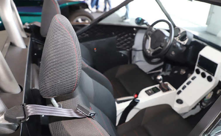 మూడు చక్రాల వింత వాహనం: ఇలాంటిది మీరెప్పుడూ చూసుండరు (ఫోటోలు) | Radical ...